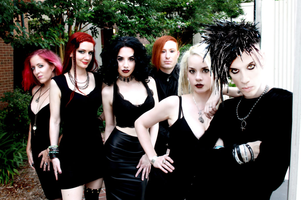 We are Crüxshadows – The Crüxshadows